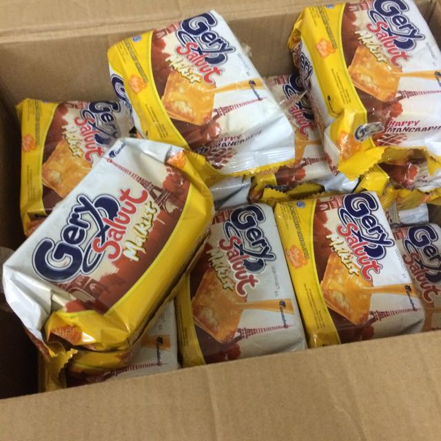 Biskut Gery Saluut Malkis, Food & Drinks, Packaged & Instant Food on ...