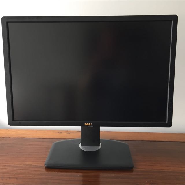 Dell 24 inch UltraSharp with PremierColor Monitor - U2413 - still under ...
