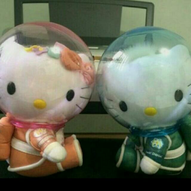 Millennium Hello Kitty Set Complete Set of 6 Couples, Hobbies & Toys ...