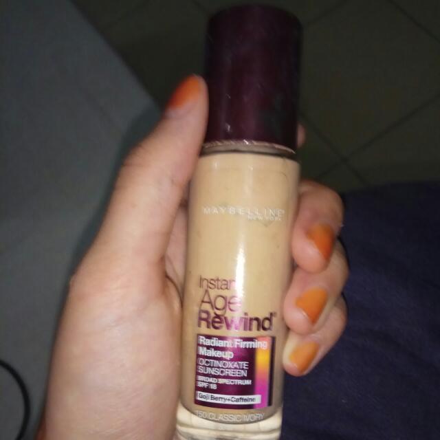 Instant Age Rewind Foundation Shades – EPKSLC