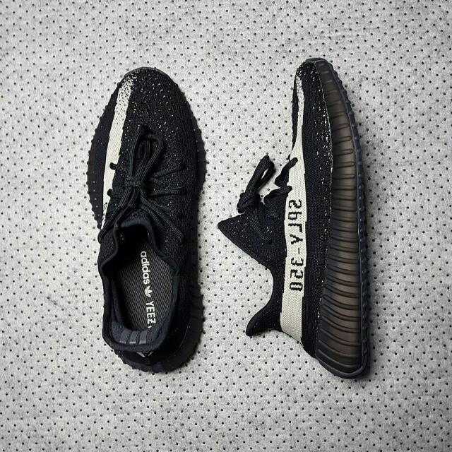 Adidas Yeezy 350 Boost V2 - Oreo / Black White, Fesyen Pria, Sepatu di ...