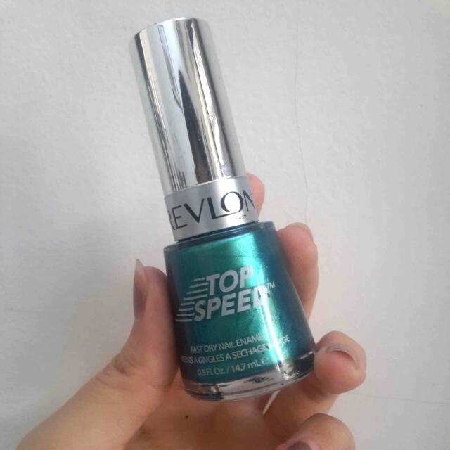 Kutek Revlon, Kesehatan & Kecantikan, Parfum, Kuku & Lainnya di Carousell