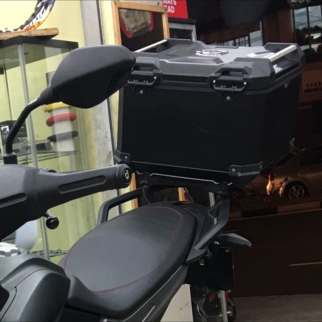 Trax Top Box, Ducati Passenger Grab Handles 96780141A, Mount, Car ...