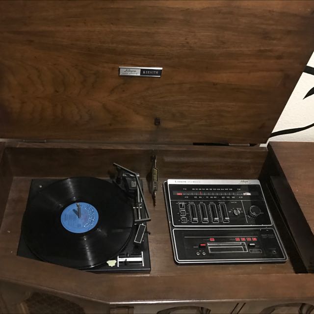 1978 Zenith Allegro Console Stereo, Hobbies & Toys, Memorabilia ...