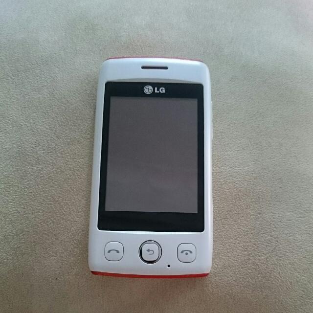 LG-T300, Mobile Phones & Gadgets, Wearables & Smart Watches on Carousell