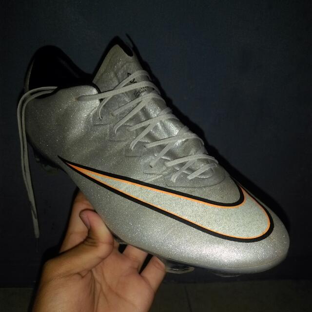 Nike Mercurial Vapor CR7 Silverware, Sports Equipment, Sports & Games ...
