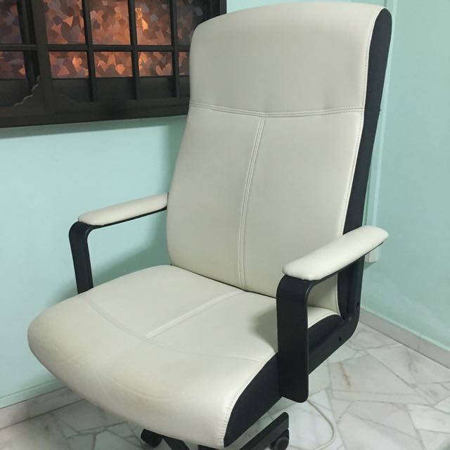 IKEA Millberget Swivel Chair (Light Beige), Furniture & Home Living ...
