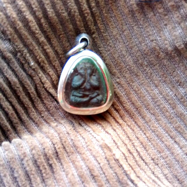 Lp sim. Amulet, Hobbies & Toys, Memorabilia & Collectibles, Religious ...