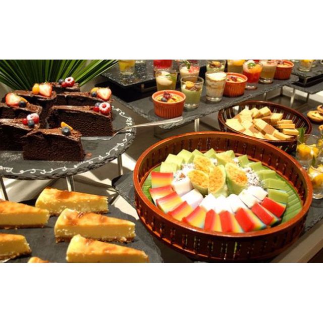 GROUP ON GOLDEN LANDMARK BUFFET FOR 2, Food & Drinks, Local Eats on ...