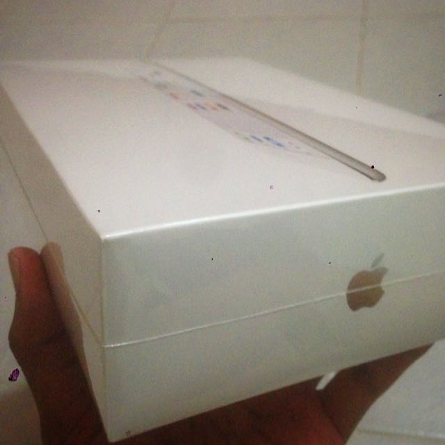NEW CHEAPEST Ipad Mini 2 32GB Silver Wi-Fi only, Mobile Phones ...