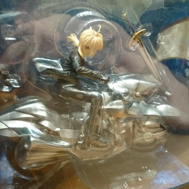 Fate/Zero - Saber & Saber Motored Cuirassier 1/8 Good Smile Company ...
