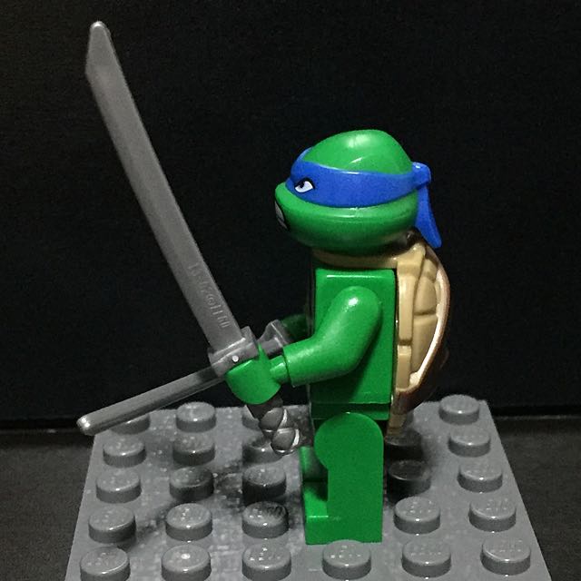 Lego TMNT Leonardo Minifig, Hobbies & Toys, Toys & Games on Carousell