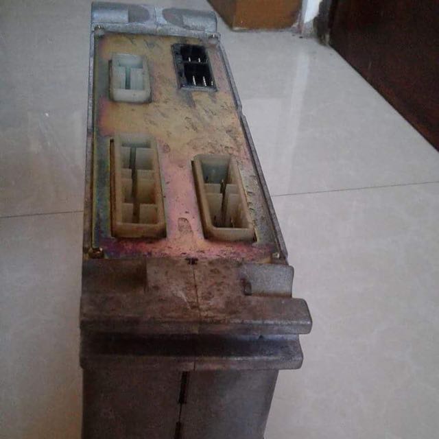 Pcu-computer Box Komatsu Pc300, Car Parts & Accessories on Carousell