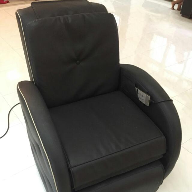OSIM uDiva Classic Massage Sofa, Health & Nutrition, Massage Devices on ...