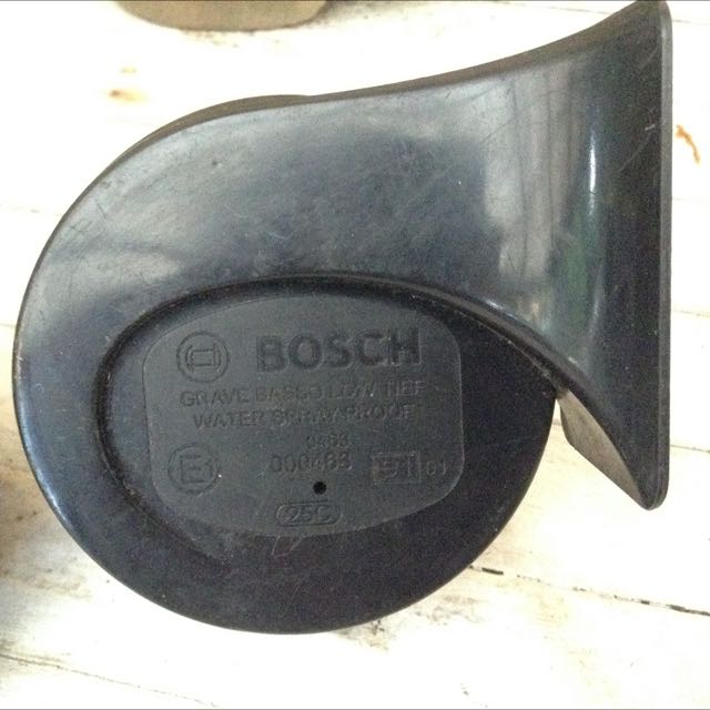 BOSCH - Vehicle Horn (busina), Car Parts & Accessories on Carousell
