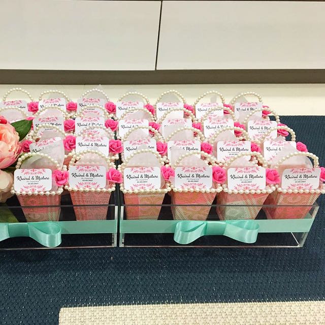 Bunga Rampai holder / Hantaran / wedding /Gubahan, Everything Else on ...