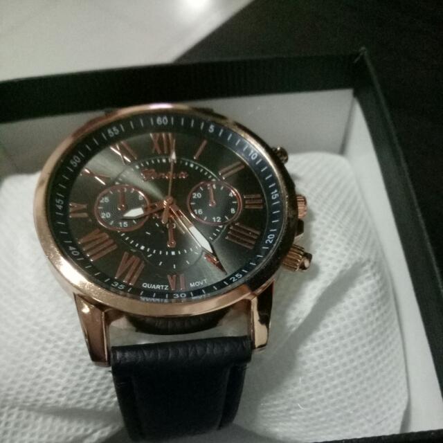 watch, Women's Fashion, Watches & Accessories, Watches on Carousell