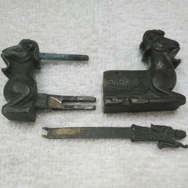 Ancient Antique Chinese Lock, Furniture & Home Living, Home Decor ...