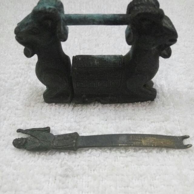 Ancient Antique Chinese Lock, Furniture & Home Living, Home Decor ...