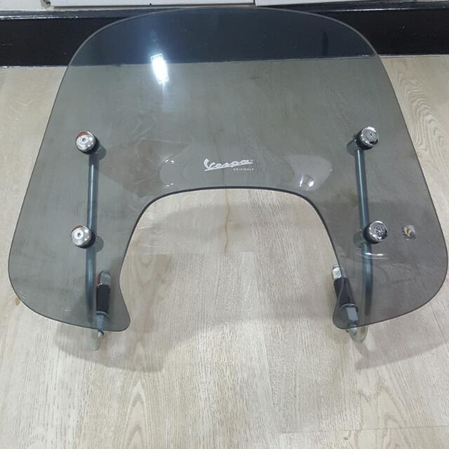 Smoked Fly screen Vespa Sprint, Car Accessories on Carousell