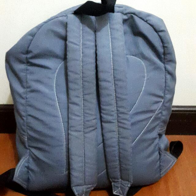 Heartstrings Bag, Women's Fashion, Bags & Wallets, Cross-body Bags on ...