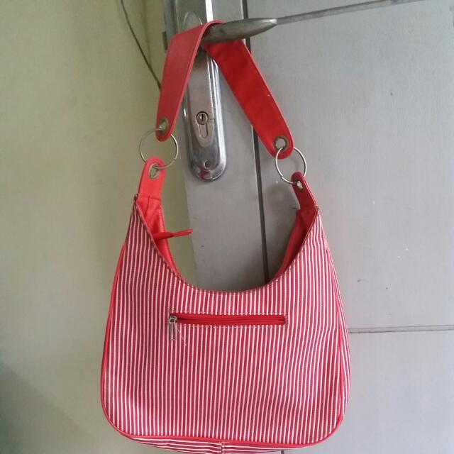 Red Ribbon Bag, Fesyen Wanita, Tas & Dompet di Carousell
