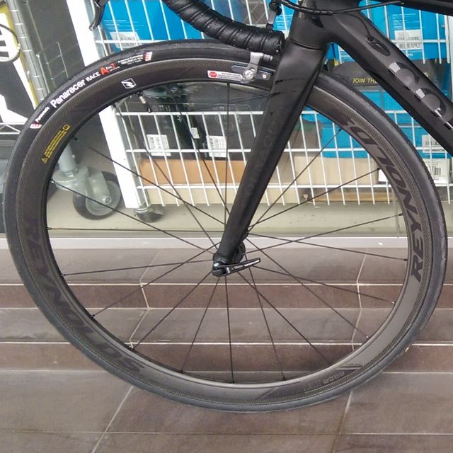 Reynolds Assault SLG 2015 (Shimano 11 Speed), Sports, Sports & Games ...