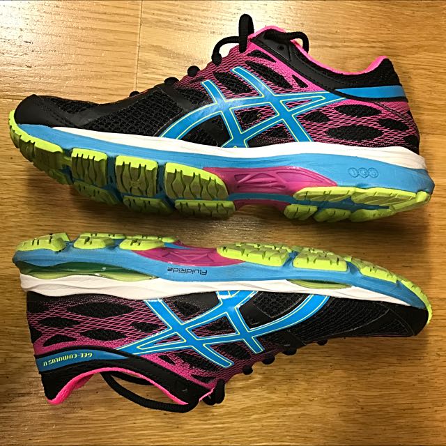 Asics Sports Shoes, Women's Fashion, Footwear, Sneakers on Carousell