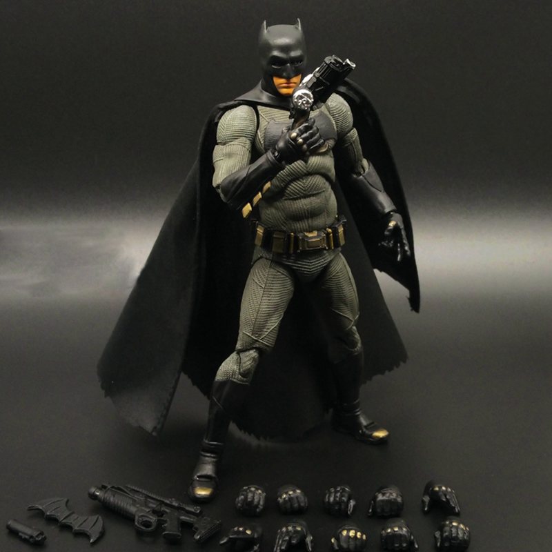 Mafex Batman (Dawn of Justice) (High Quality Bootleg), Hobbies & Toys ...