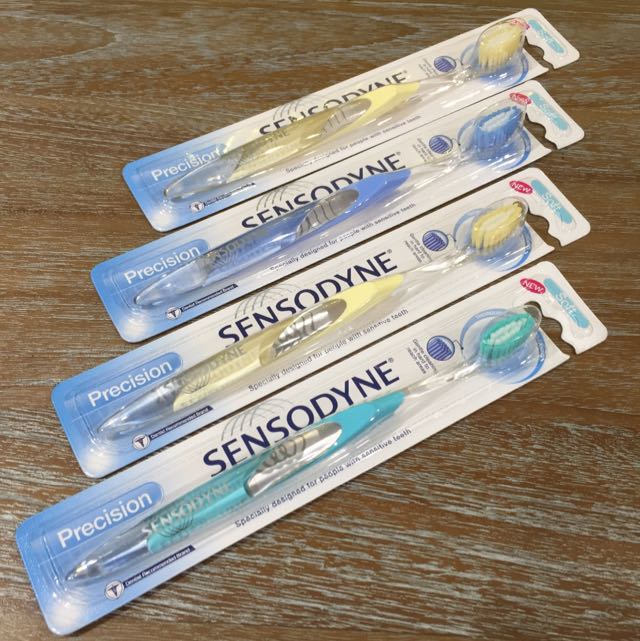 Sensodyne Precision Toothbrush (Soft), Beauty & Personal Care, Hands ...