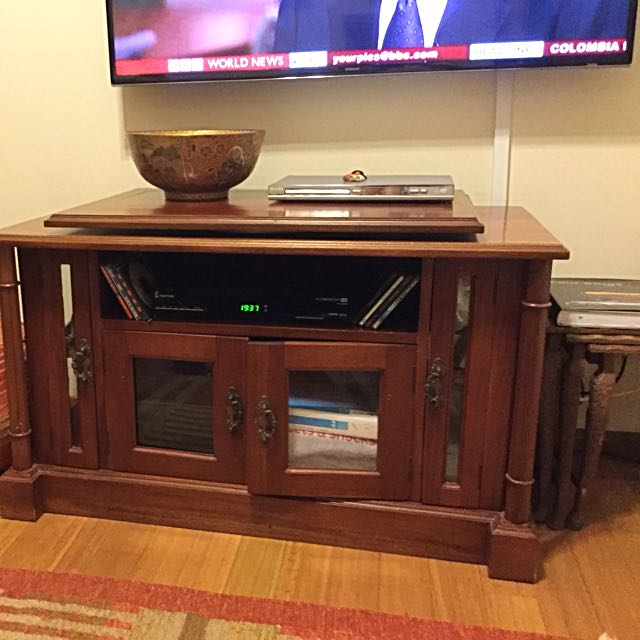 Classic TV Console In Queen Anne Style, Furniture & Home Living ...