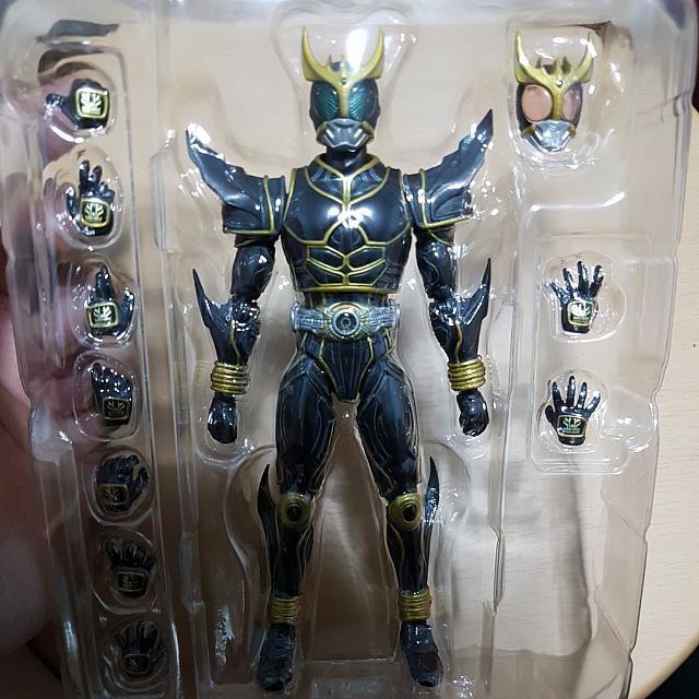 Bandai S.h.figuarts SHF Kamen Rider Kuuga Ultimate Form figure Tags ...