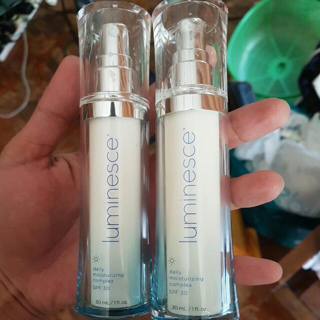 Luminesce Daily Moisturising Complex, Beauty & Personal Care, Bath ...