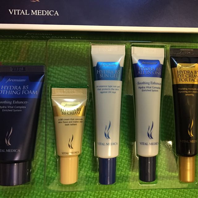 AHC premium Hydra B5 Travel Kit, Beauty & Personal Care, Face, Face ...