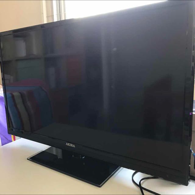 32 Inch Led Tv, TV & Home Appliances, TV & Entertainment, TV on Carousell