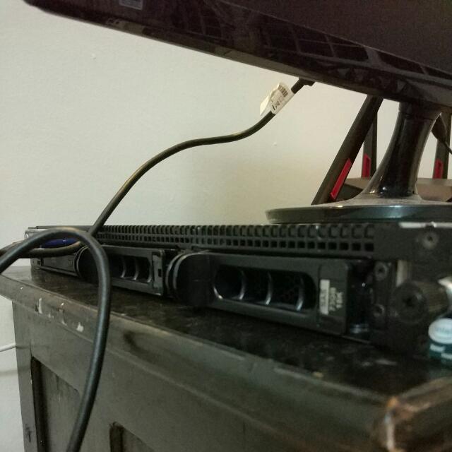 Dell powerEdge 1950 Gen 3, Computers & Tech, Desktops on Carousell