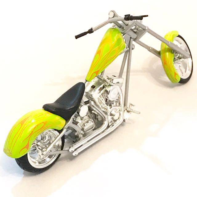 1:18 Scale Die-Cast Metal of OCC T-Rex Softail #2 Chopper As Seen On ...