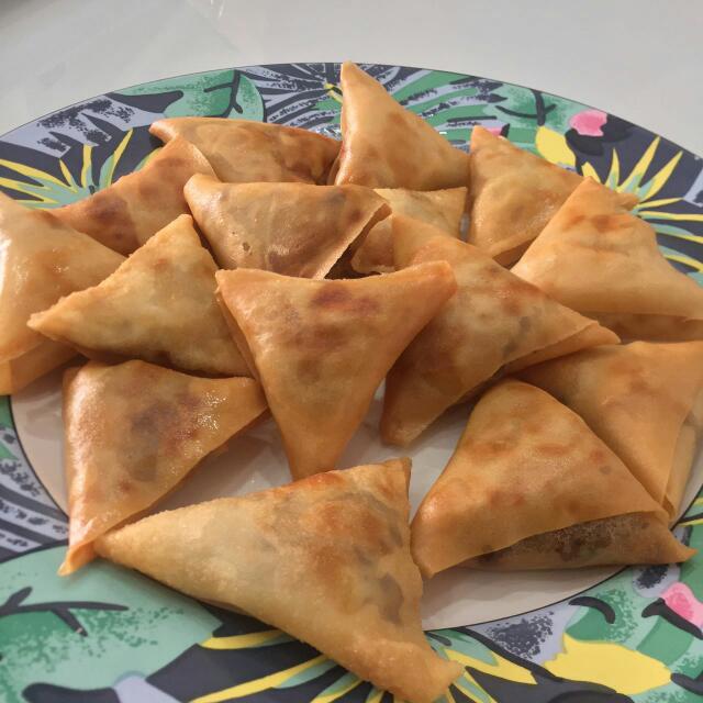 Frozen Samosa (Beef), Food & Drinks, Chilled & Frozen Food on Carousell