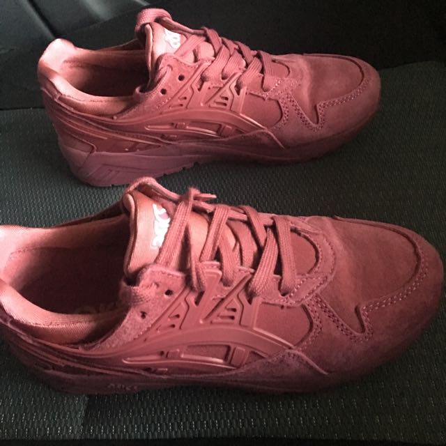 Asics Gel Kayono, Women's Fashion, Footwear, Sneakers on Carousell