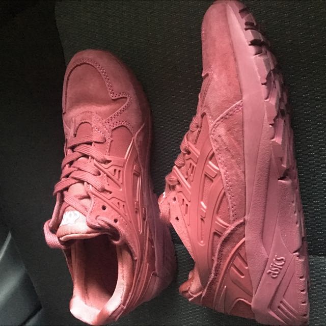 Asics Gel Kayono, Women's Fashion, Footwear, Sneakers on Carousell