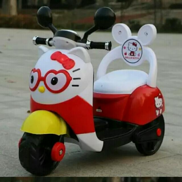 Hello Kitty Motor Bike, Hobbies & Toys, Toys & Games on Carousell
