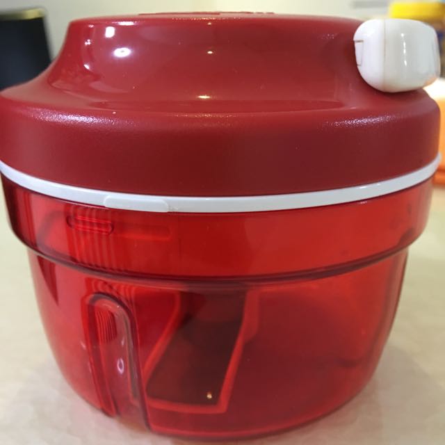 Tupperware Chopper, Home Appliances on Carousell