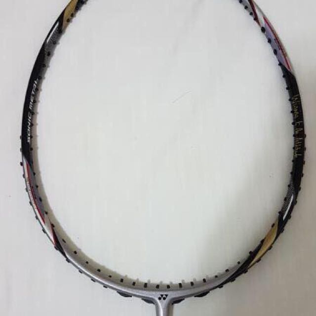 Yonex Arcsaber 11 Taufik Hidayat, Sports Equipment, Sports & Games ...