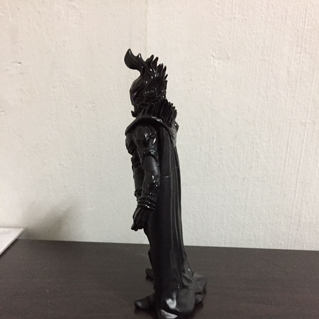 Bandai Ultraman Kaiju Ultra Monster Series Alien Emperor, Hobbies ...