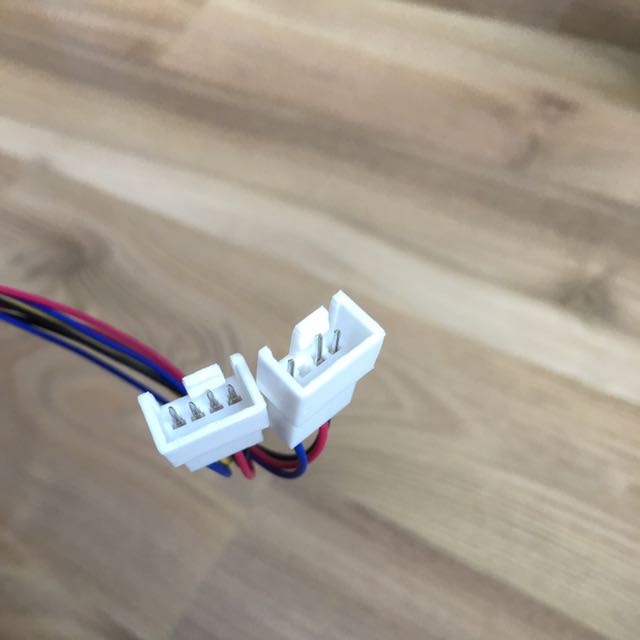 4-pin PWM to 2x 4-pin PWM fan adapter, Computers & Tech, Parts ...