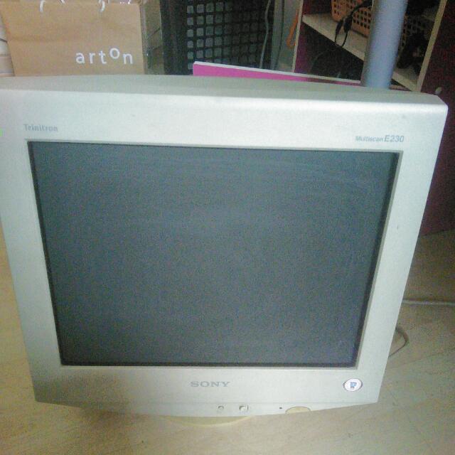Sony Trinitron CRT Monitor (Multiscan E230), Computers & Tech, Parts ...