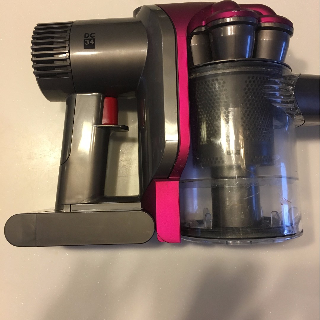 Dyson DC34 Vacuum Cleaner, TV & Home Appliances, Vacuum Cleaner ...