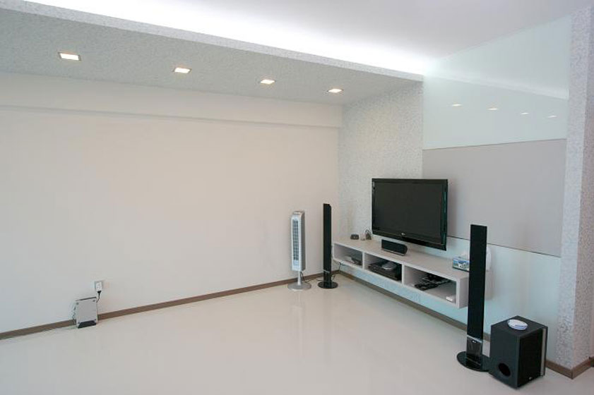 kitchen / floor homogeneous tiles installation, Home Services ...