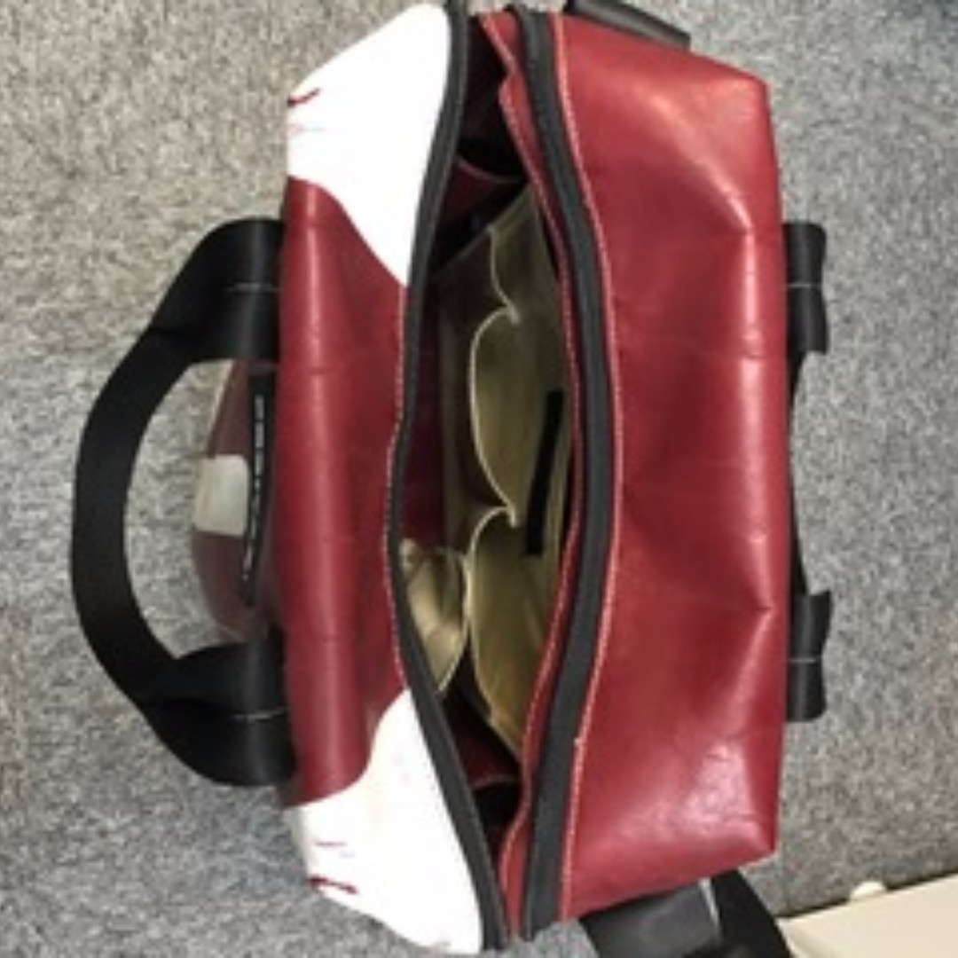 Beautiful Rare F76 Leo FREITAG Computer/Laptop Sling Bag (Out of ...