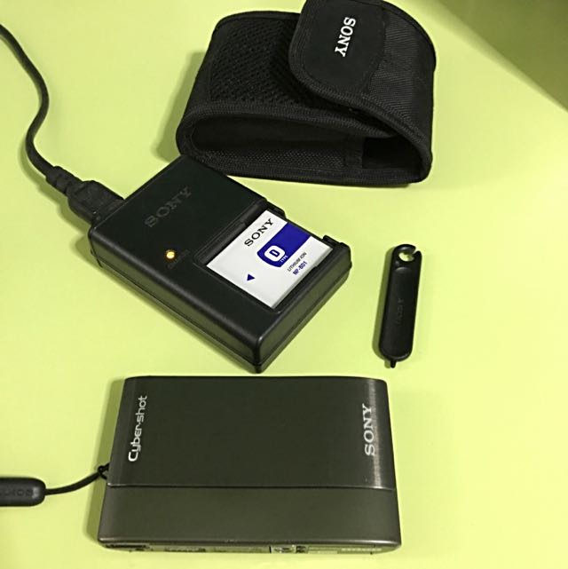 Sony Cyber-shot Camera (DSC-TX1), Photography, Cameras on Carousell